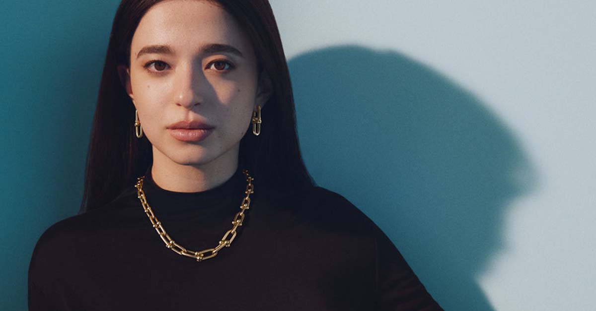 Tiffany & Co: Mikey Madison und Greta Lee für HardWear-Kampagne 2025 ...